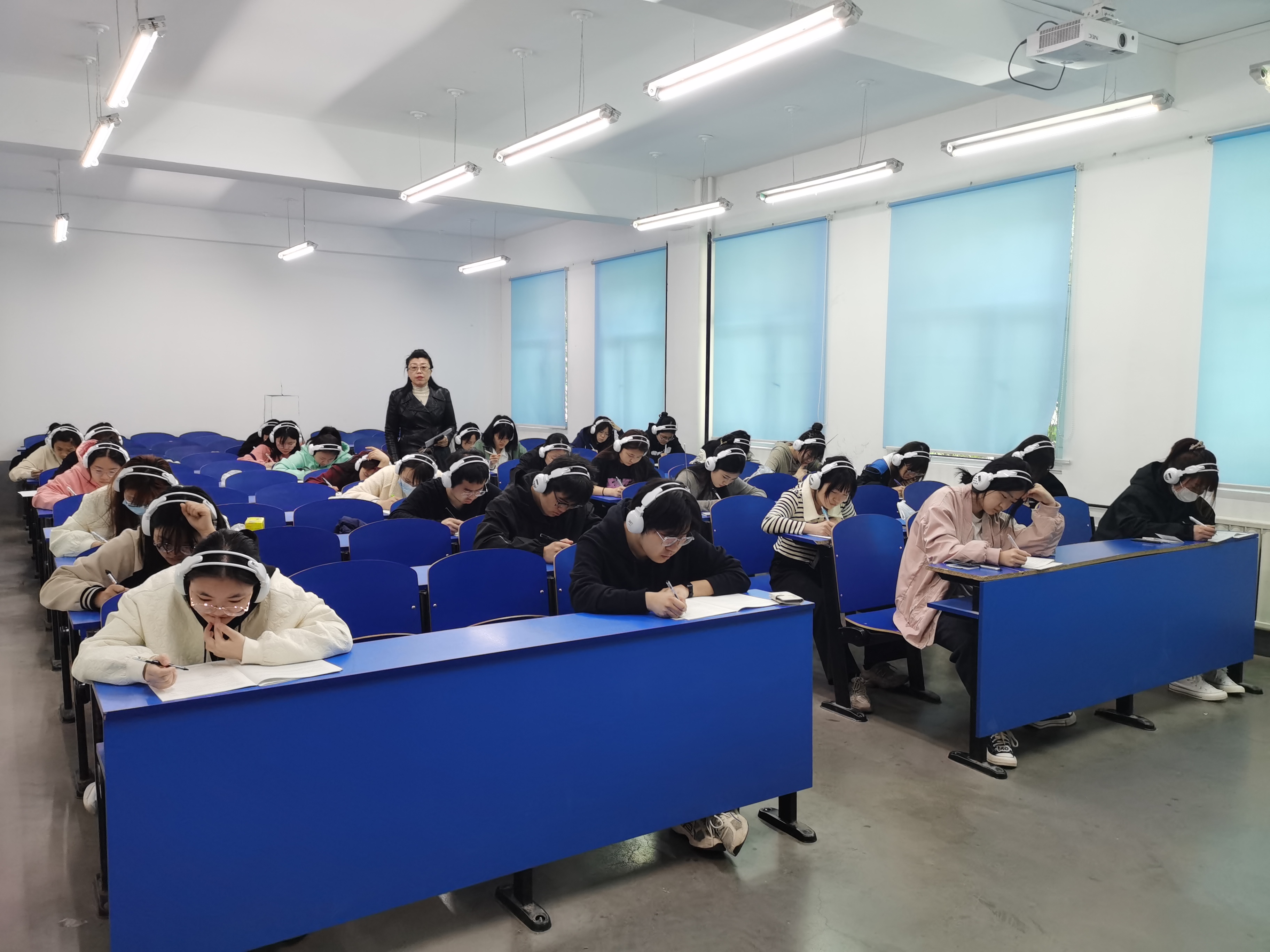 学校举办2023年全国大学生英语竞赛（NECCS）校级初赛